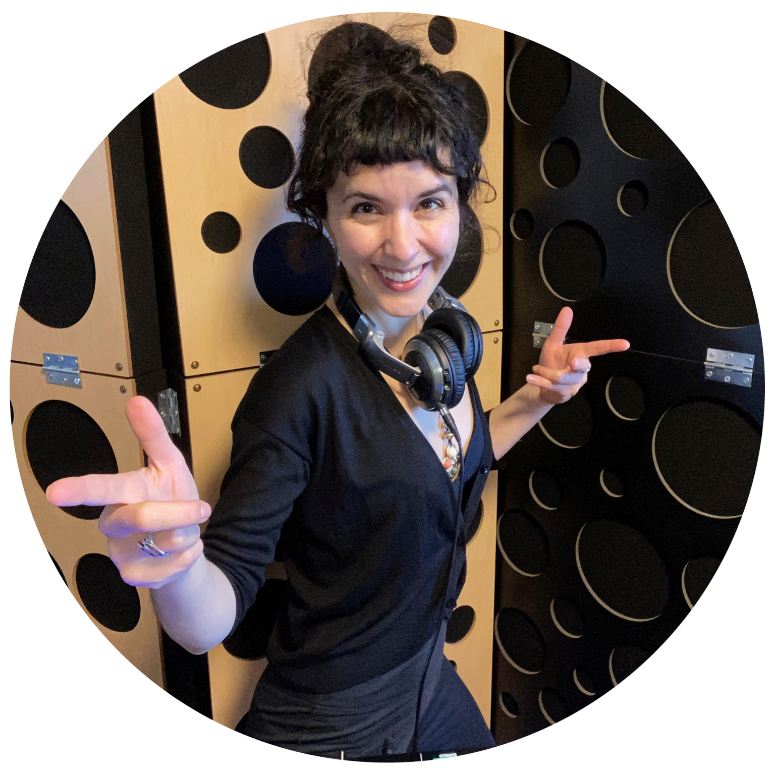 DJ JESSICA BEE – Productions Caroline